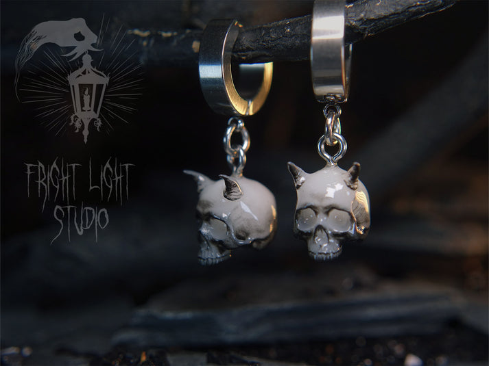 Devil Skull Ghost (Pair) – Fright Light Studio
